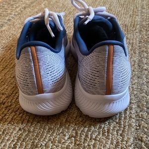 Saucony | Shoes | Nib Saucony Guide 4 Sz 7 Lilac Storm With Rosegold ...